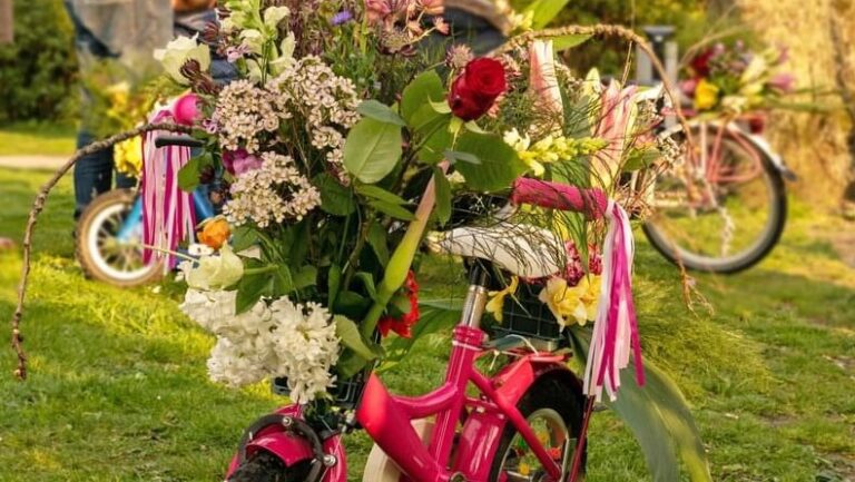 Kindercorso trekt weer door Sassenheim: kom je je step of fiets ...
